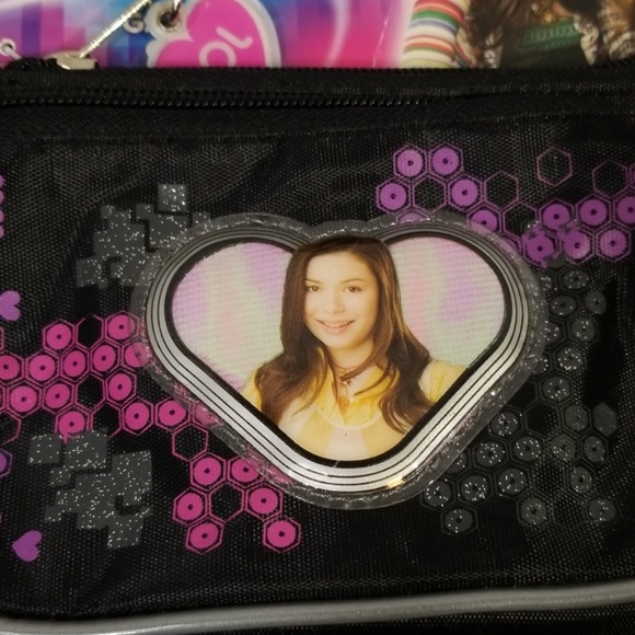 Nickelodeon | Accessories | Nickelodeon Icarly Gadget Case | Poshmark